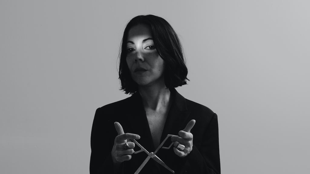 Lucrecia Watch Lucrecia Dalt's Video For New Single 'caes' Feat.